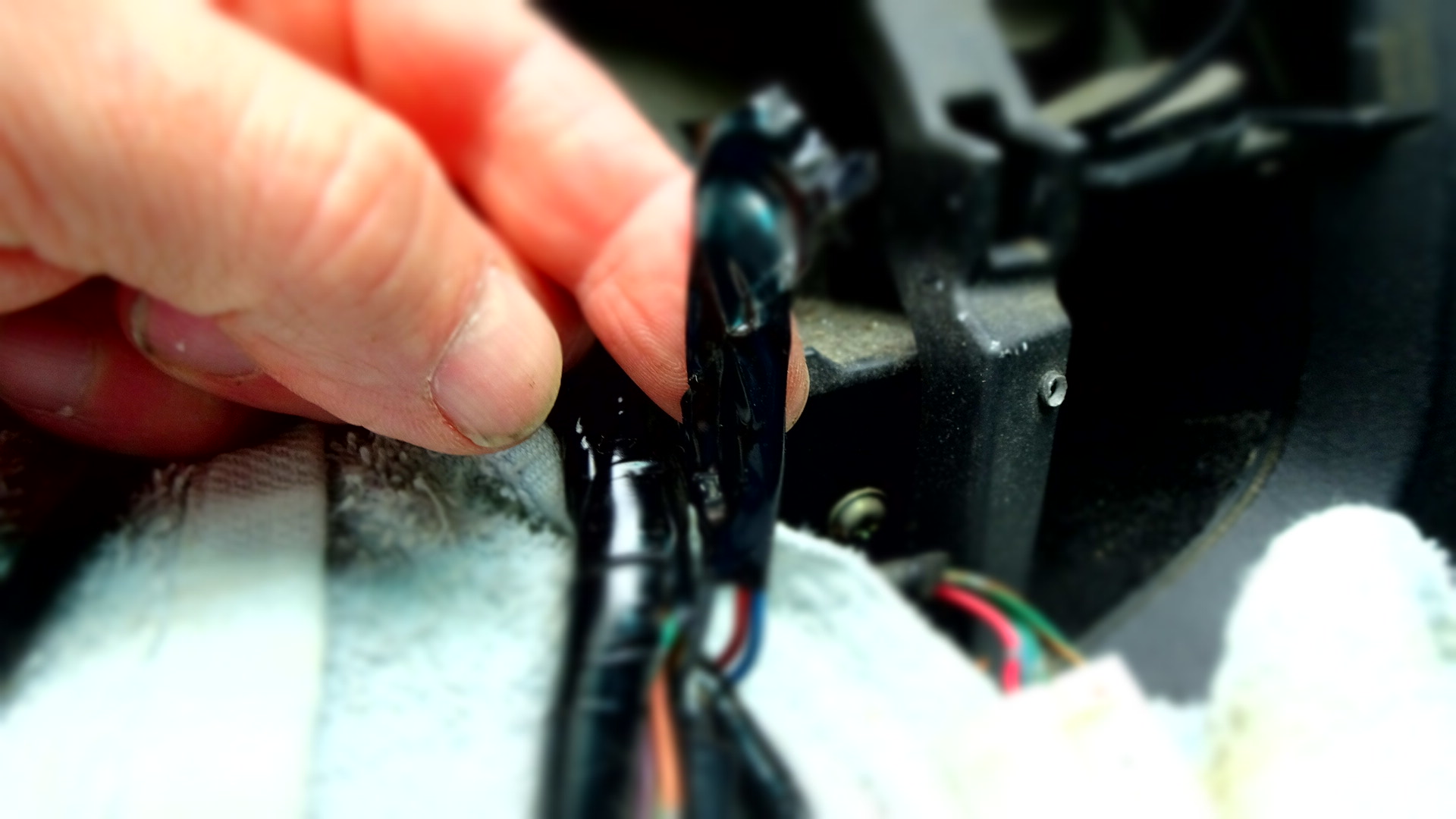 Toyota Hilux Grom Bluetooth BT3 kit | Cushie Audio